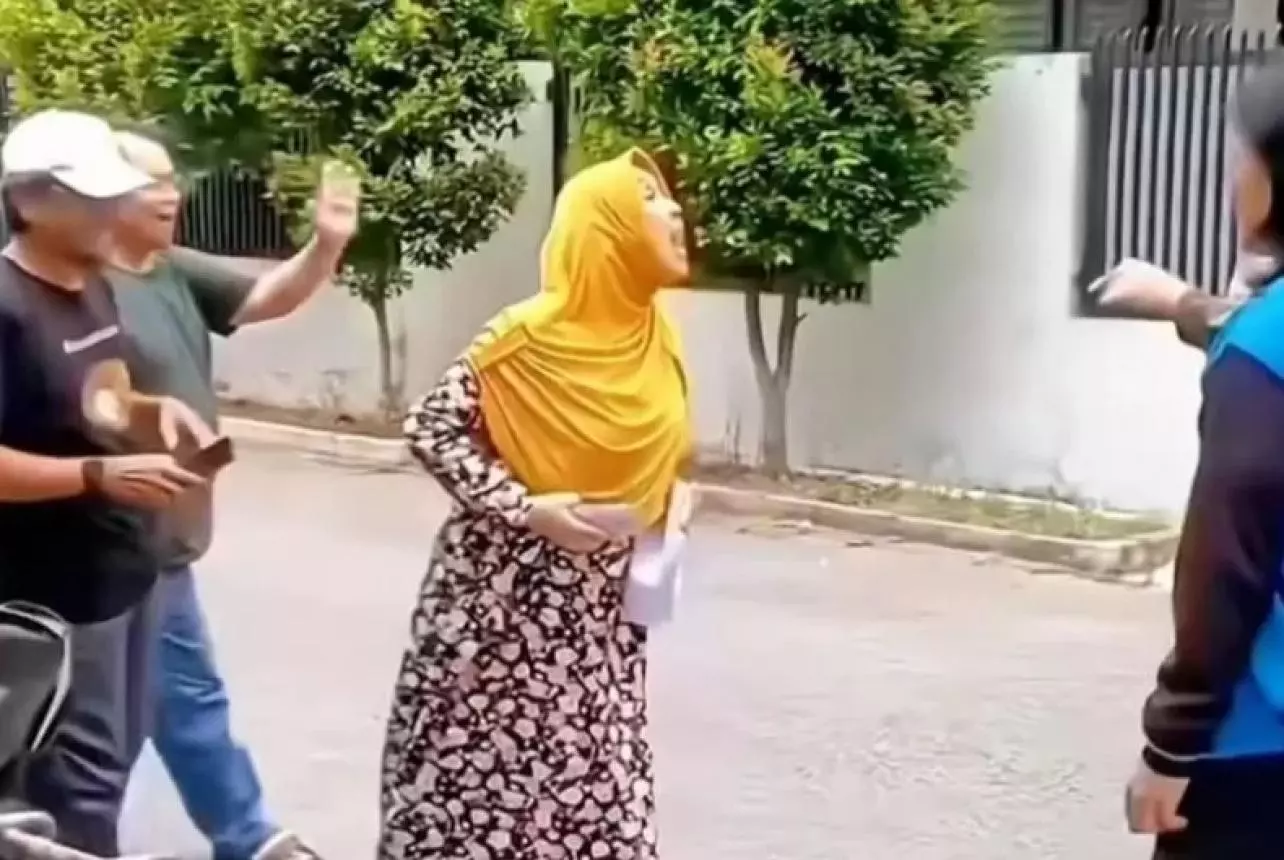Viral! ASN Pemkot Bekasi Diduga Larang Jemaat Kristen Beribadah di ...